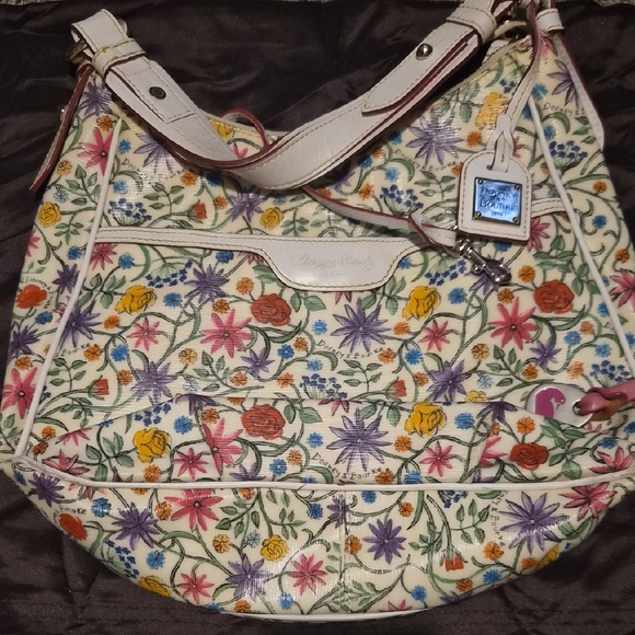 Dooney & Bourke | Bags | Vintage Dooney Bourke Botanical Shoulder Bag ...
